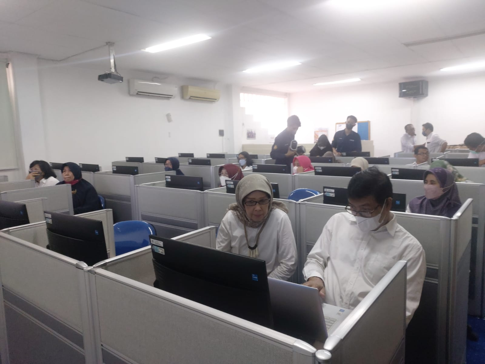 Pelatihan Software – Teknik Kimia Pelatihan Software – Teknik Kimia