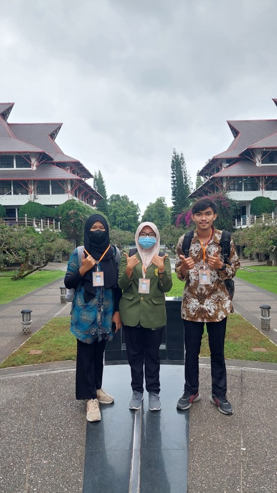 Nabilah Atika Suri, dkk Juara 2 LKTI OKTAN ITB 2023 – Teknik Kimia